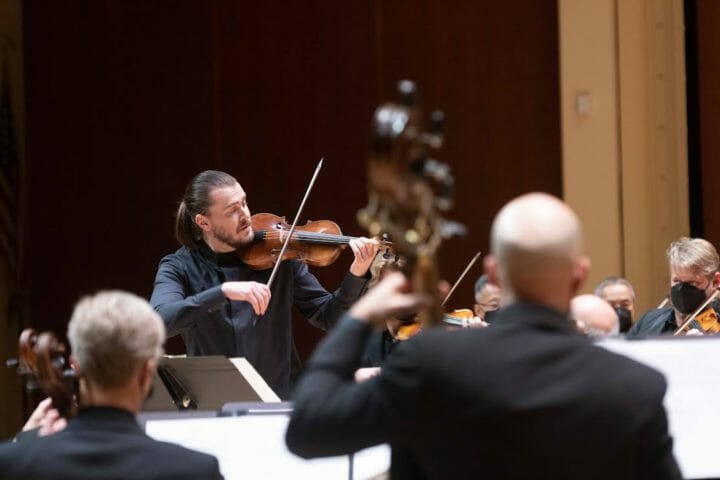 Review: Dmitry Sinkovsky is riveting as ASO guest conductor, violinist ...