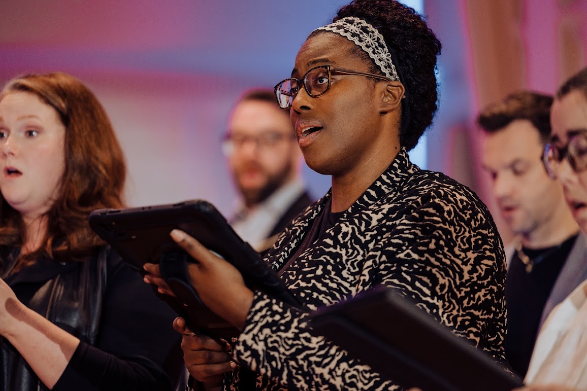 Review: Kinnara puts on a dazzling display of chamber choir singing ...