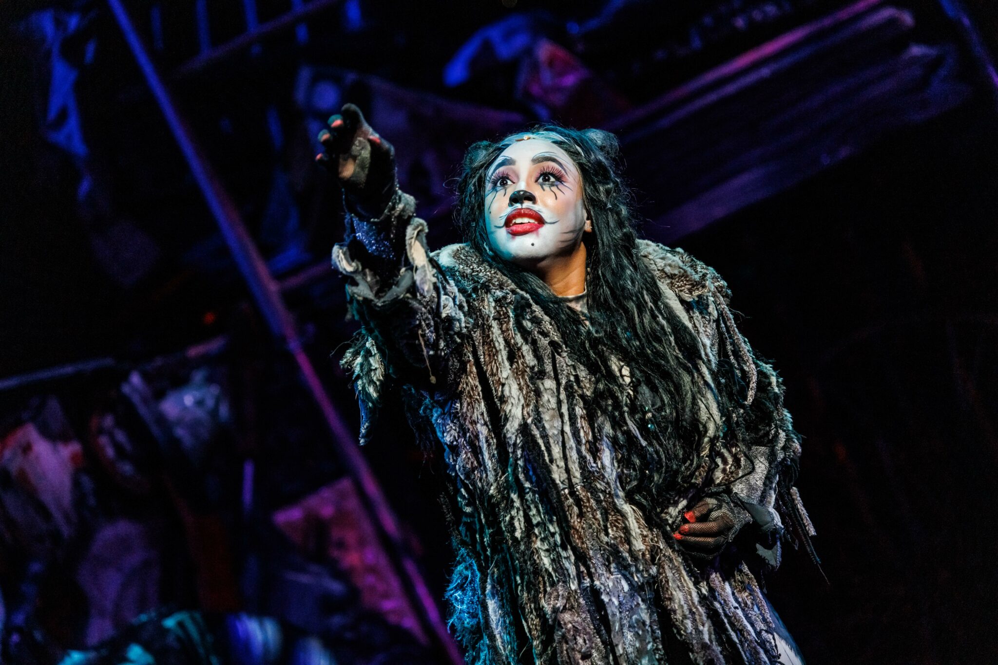 Review: “Cats” at City Springs Theatre is catnip for fans of the ...