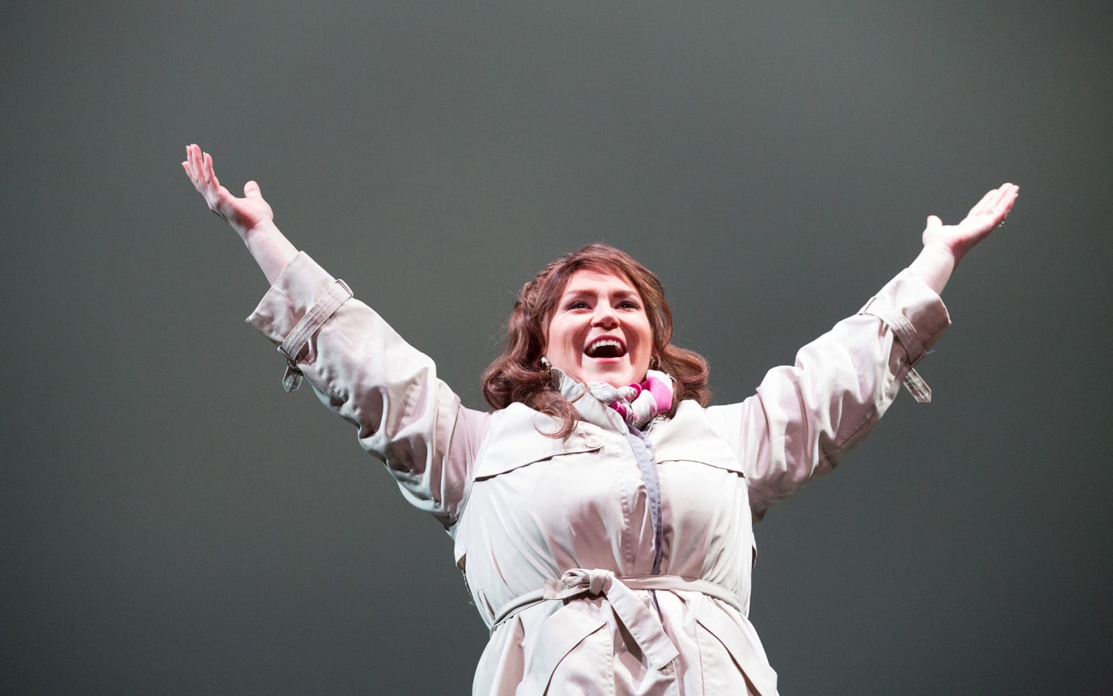 Review: The Atlanta Opera hits subtle touches in simple but effective ...