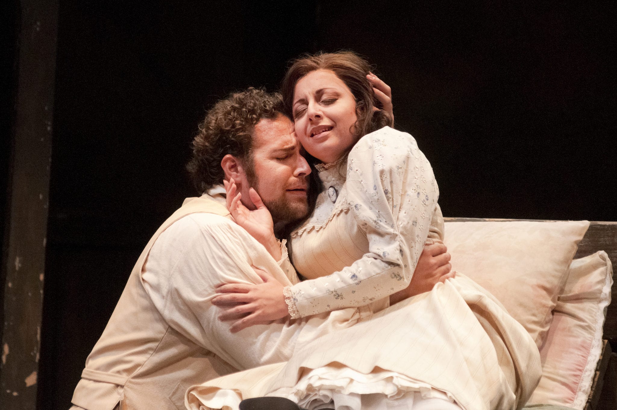 Review: David Gately directs a plausible "La Bohème" to open Atlanta ...