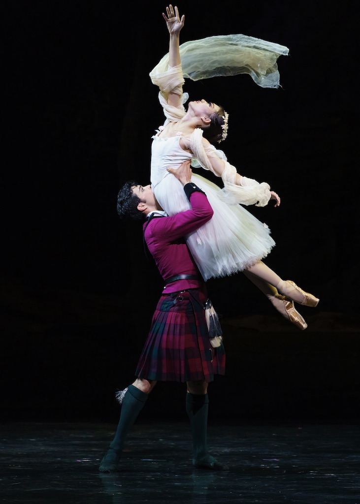 Review: Atlanta Ballet launches season with fine performances of "La Sylphide" - ARTS ATL