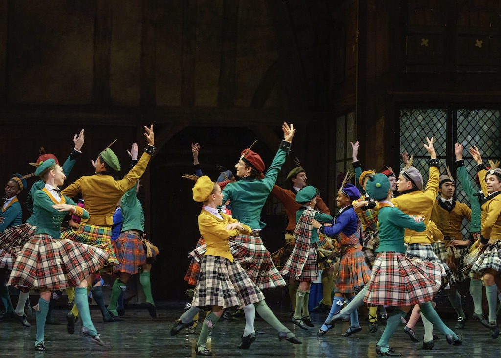 Review: Atlanta Ballet launches season with fine performances of "La ...
