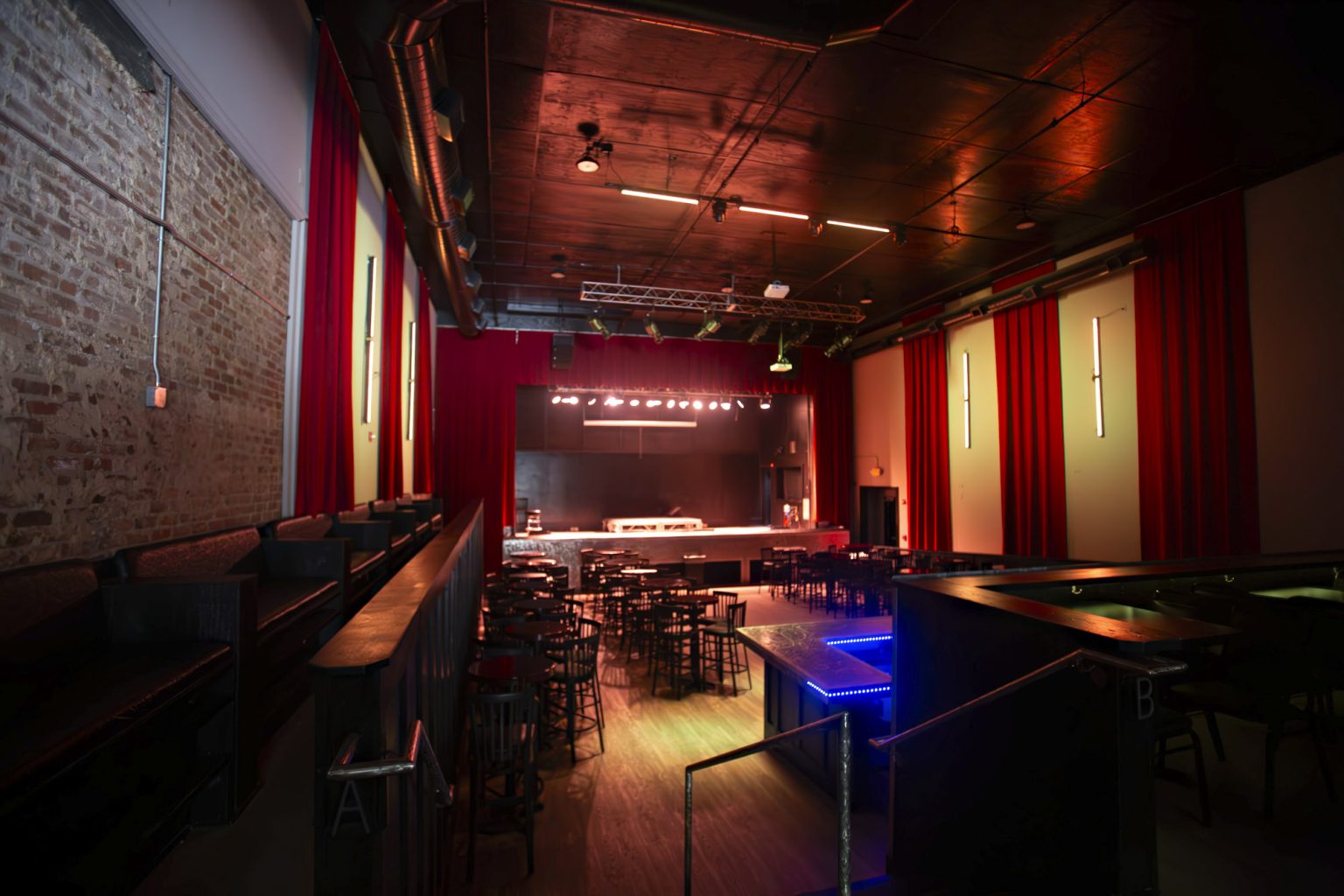 AVON Theater brings new crowds to a historic music venue in Avondale ...