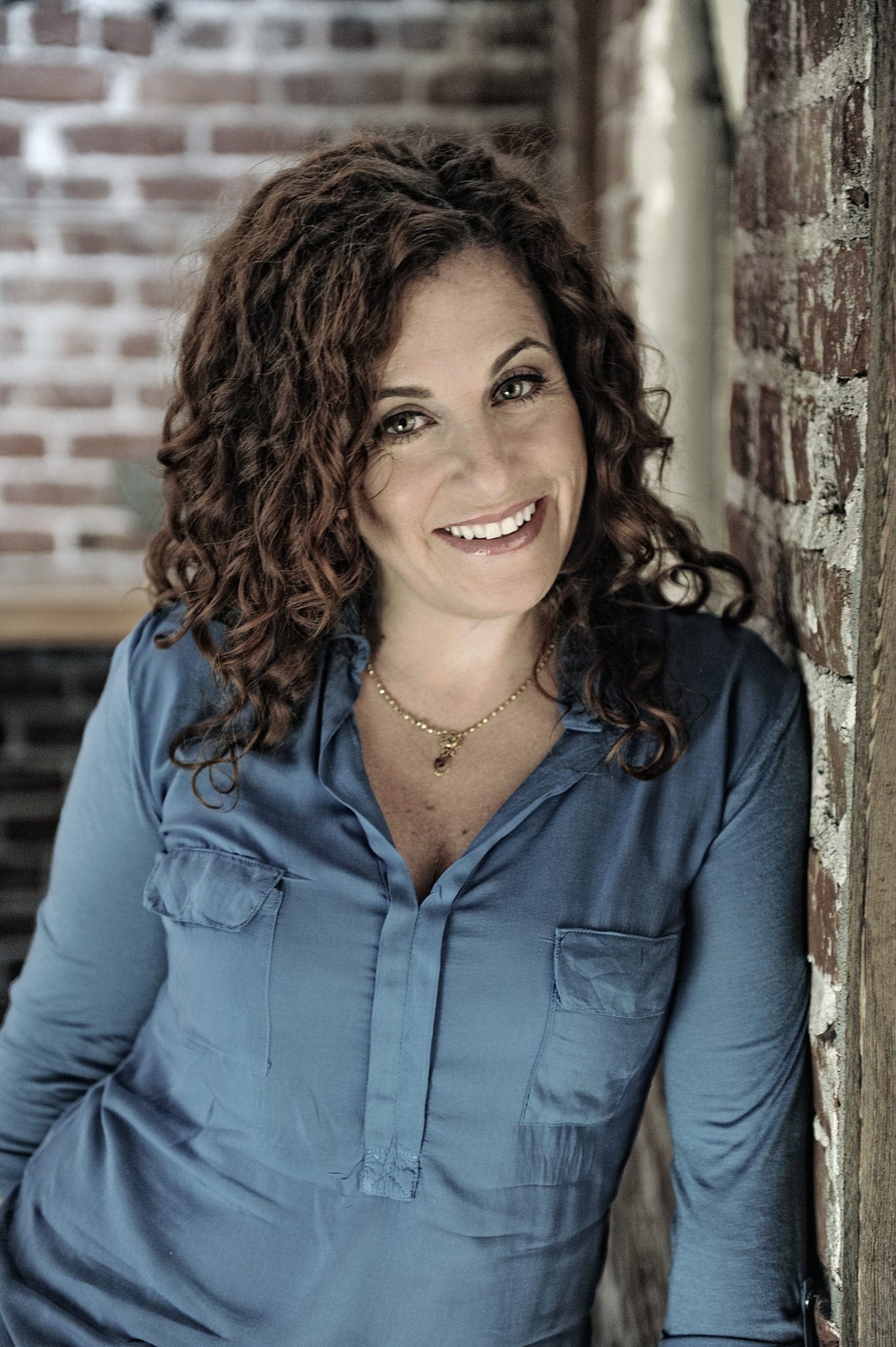 Book Fest speaker: Fate of Holocaust plunder pivot of Ayelet Waldman's ...