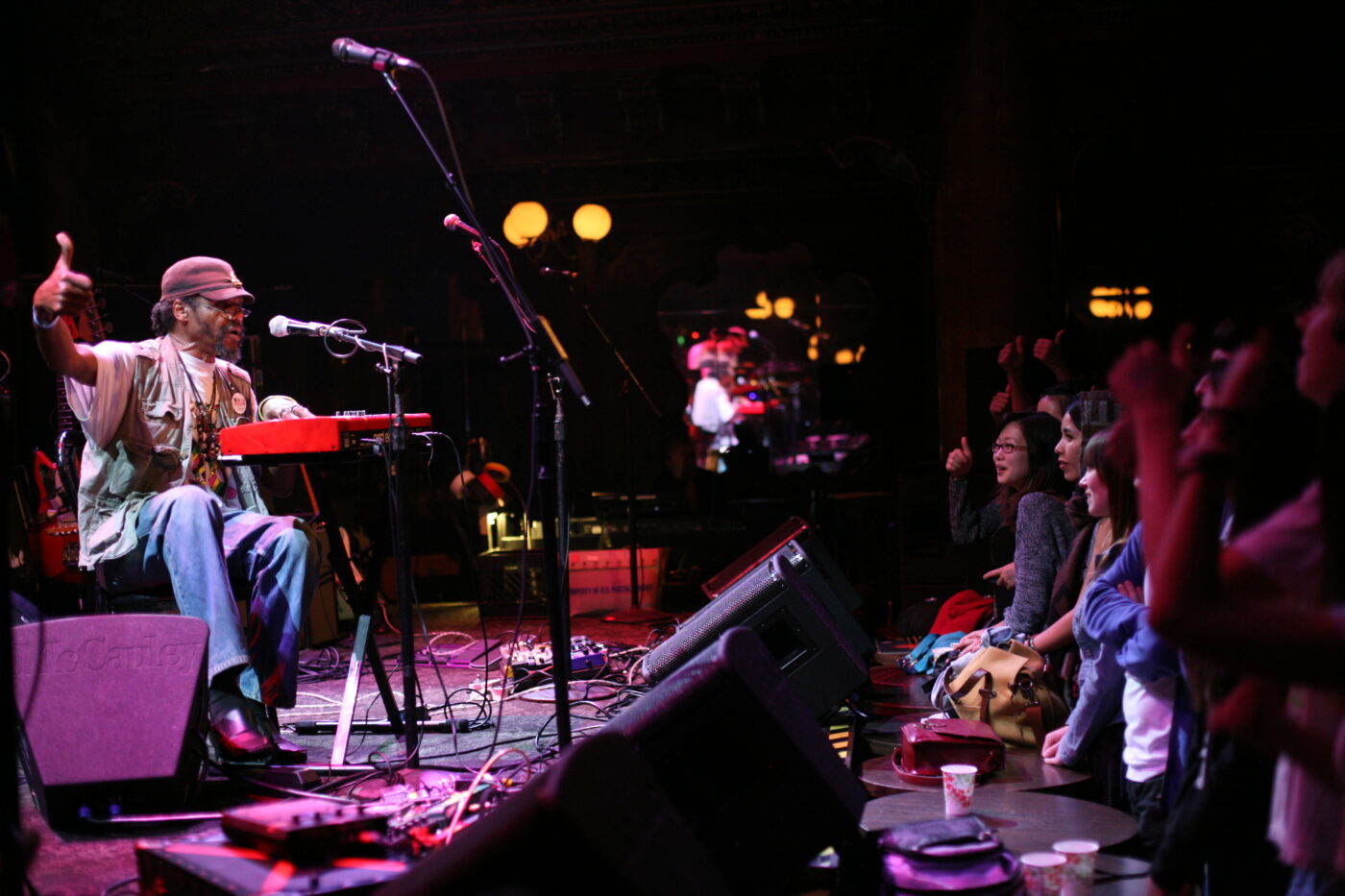 Holley documentary is a ‘Thumbs Up’ to an artist whose muse is mystery ...
