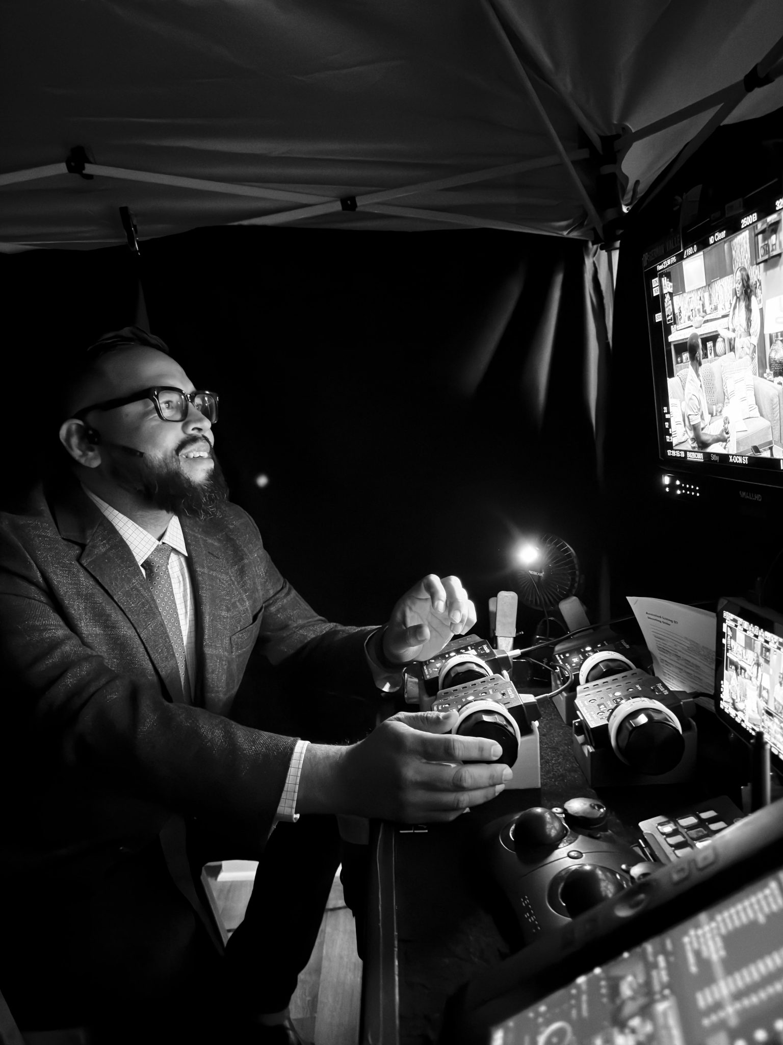 Set Life: Director of Photography German Valle is observance on ...