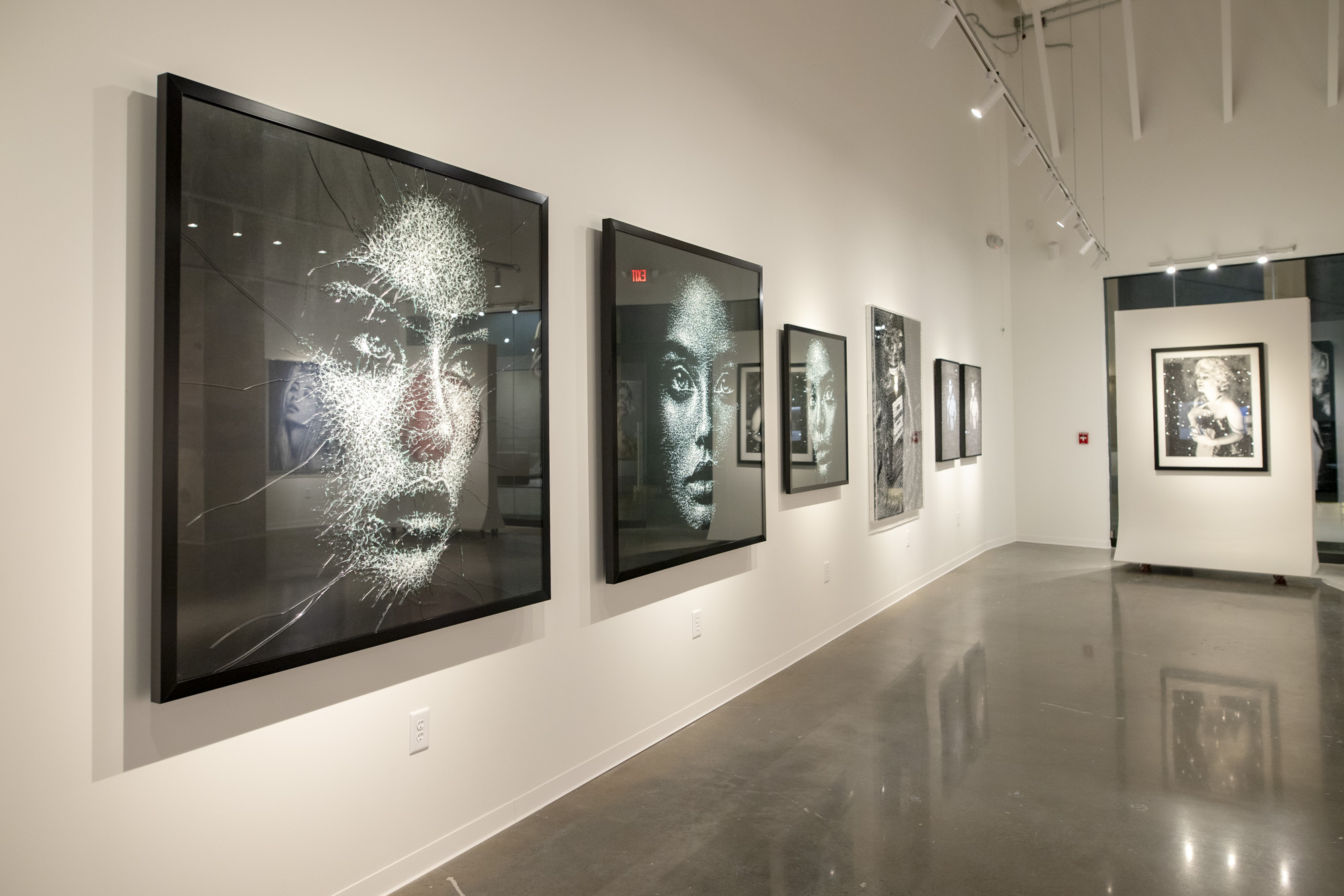 Photo essay: Luca Fine Art opens in West Midtown - ARTS ATL