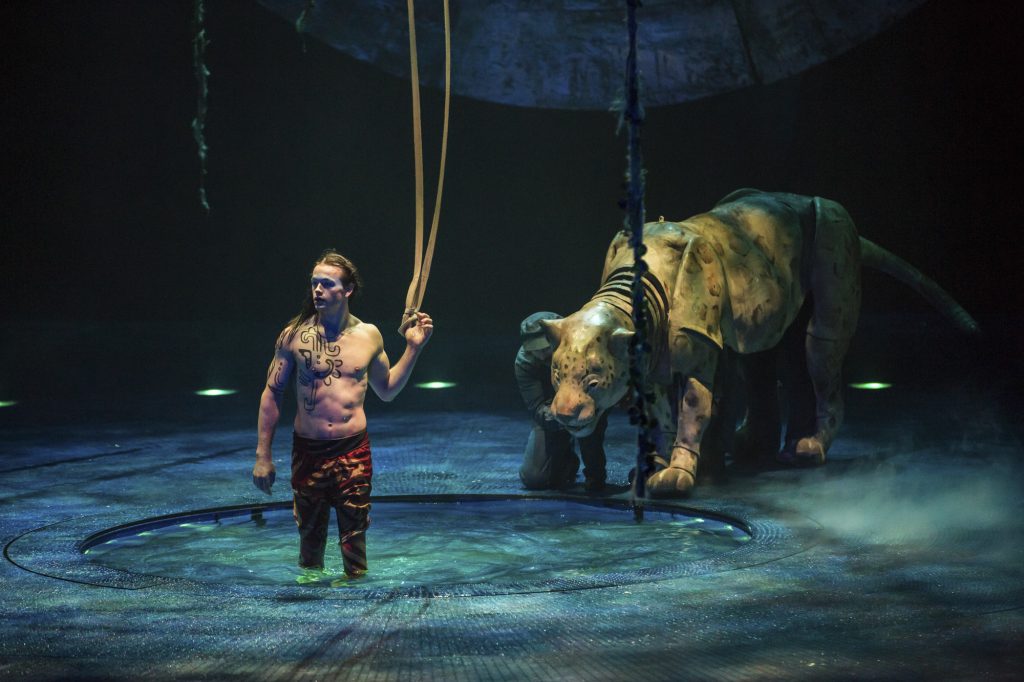 Review: Cirque du Soleil’s ‘LUZIA’ brings the illusory vision of Mexico ...