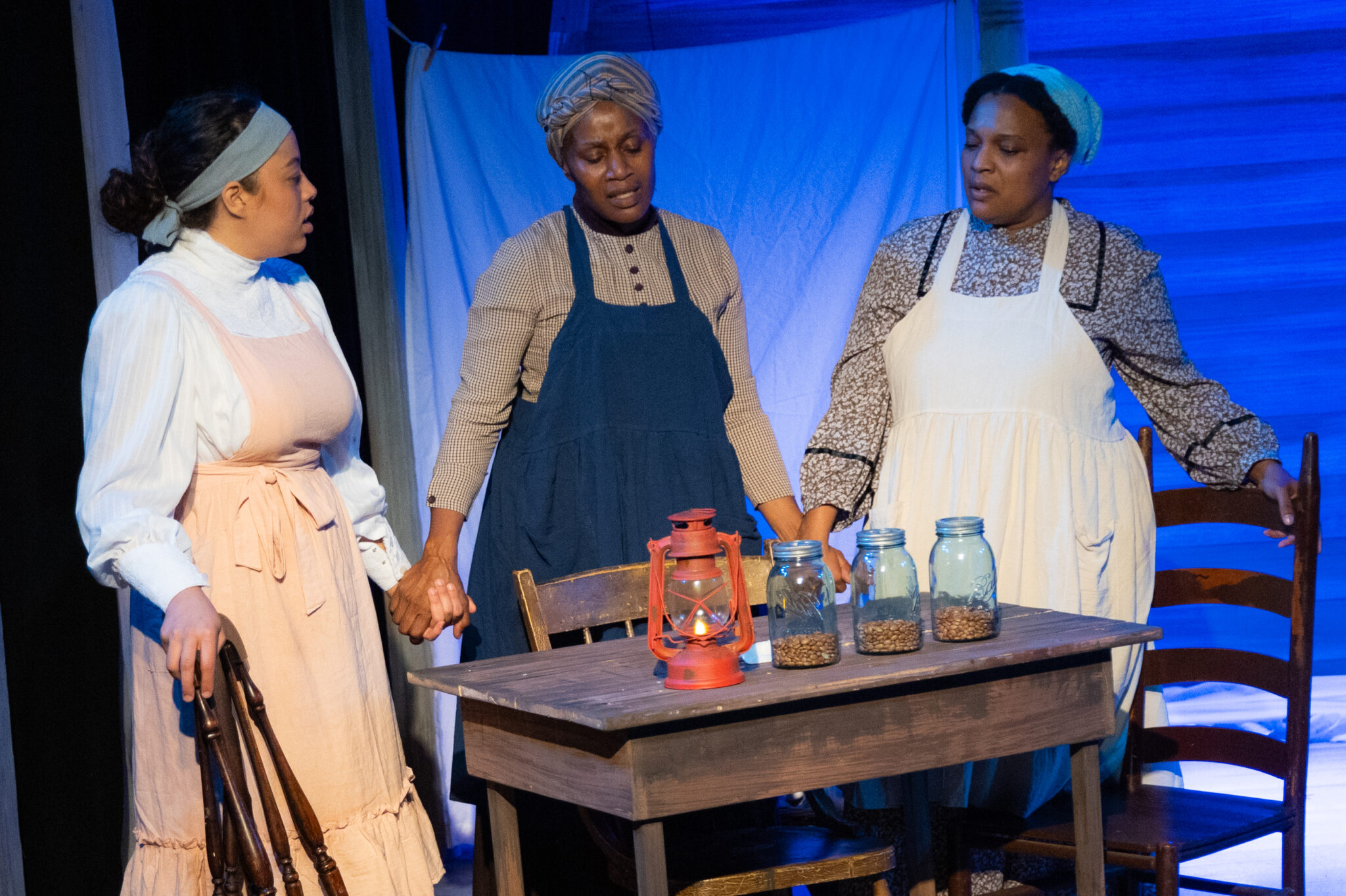 Review: ‘The Wash’ depicts Atlanta history with a fresh scent - ARTS ATL