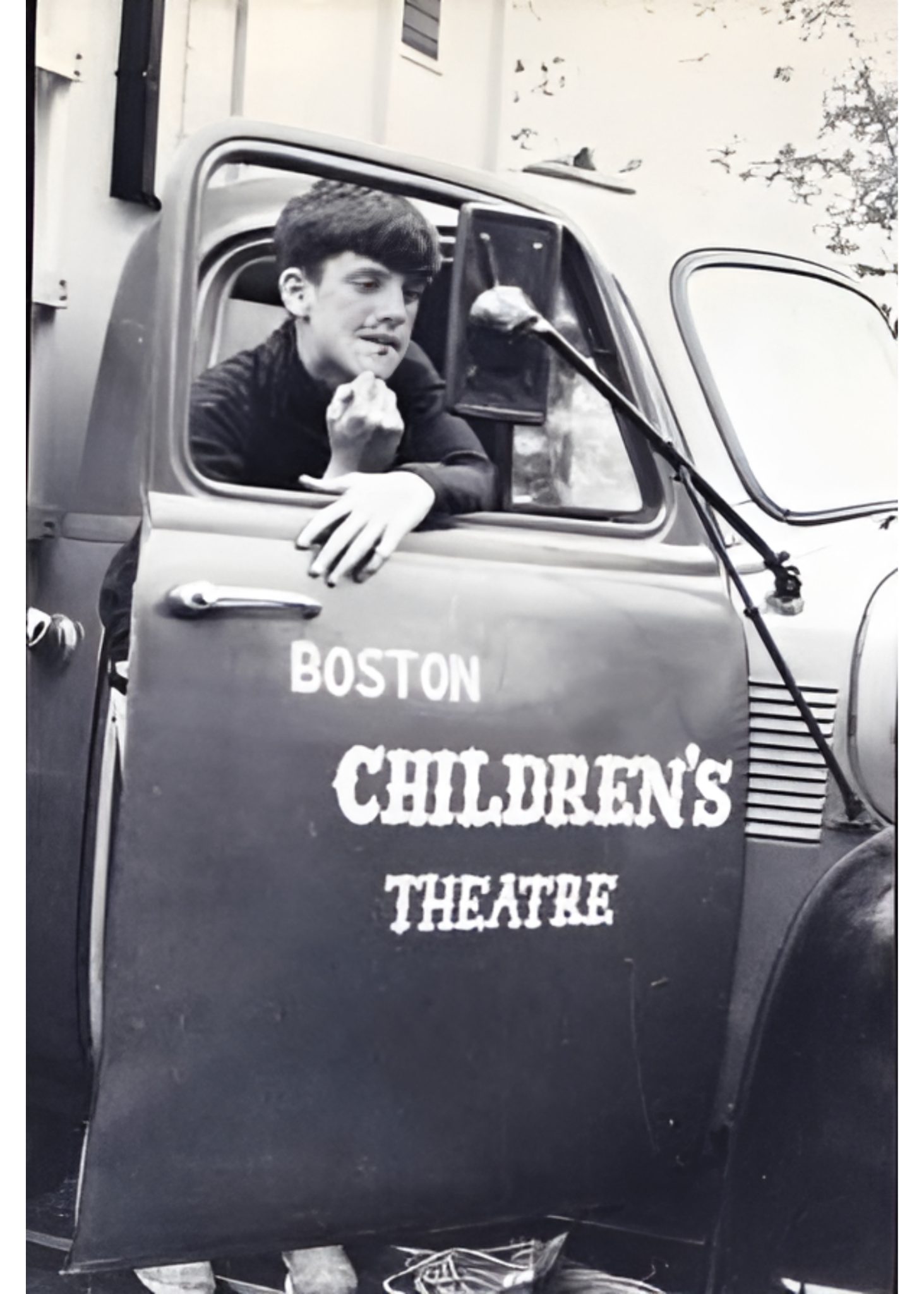Vincent Murphy’s new memoir chronicles a life destined for theater ...