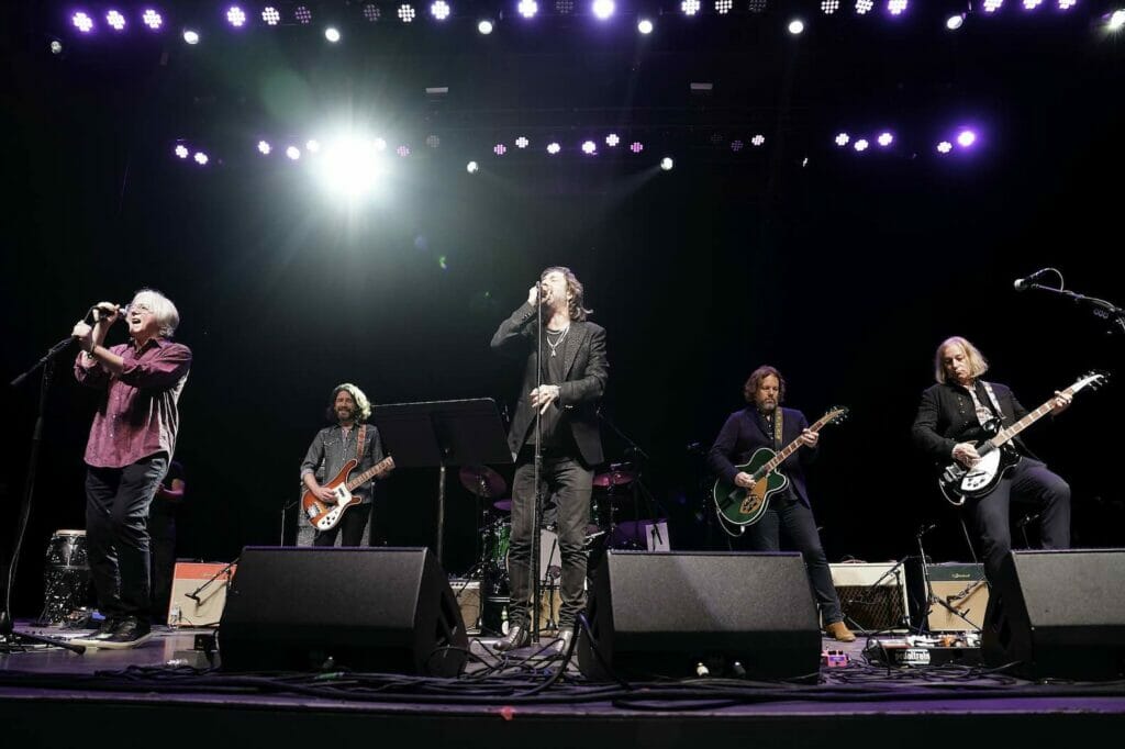 Photos: "Chronic Town" concert brings star-studded lineup to celebrate ...