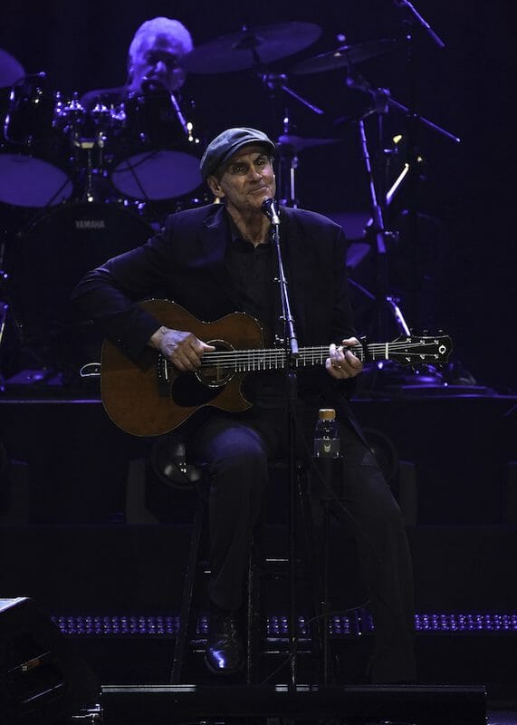 Perry Julien concert photos: JT, Sleater-Kinney, Yacht Rock Revue and ...