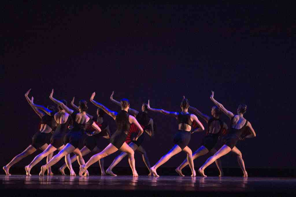 Review: The Georgia Ballet turns its slow-motion fall into a ...